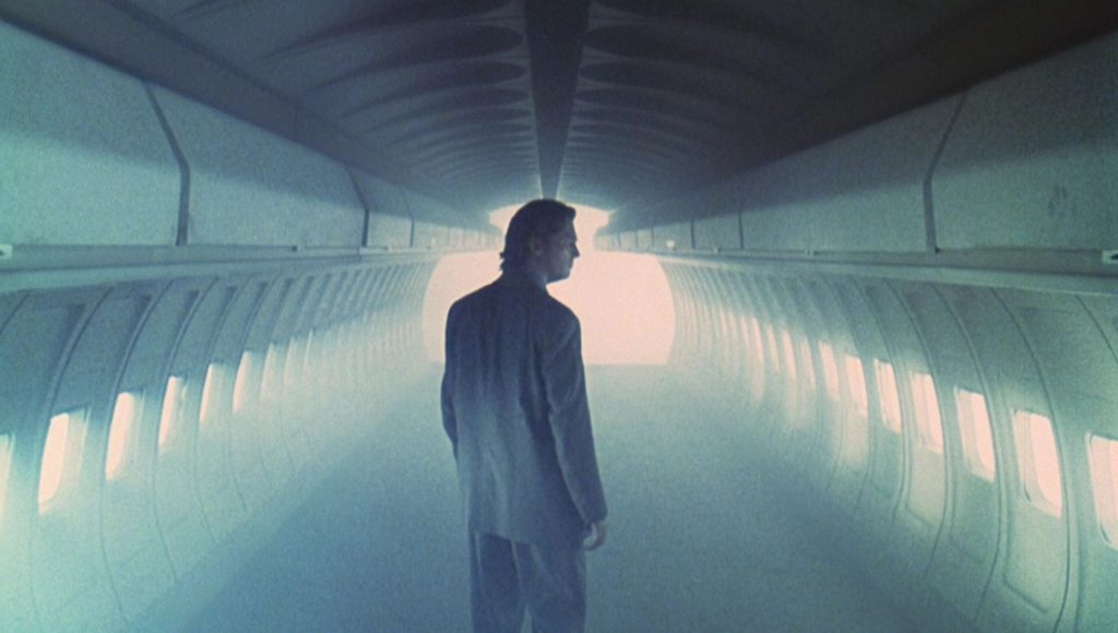 Peter Weir’s ‘Fearless’ as a Soulful Slice of Life That Gently Examines ...